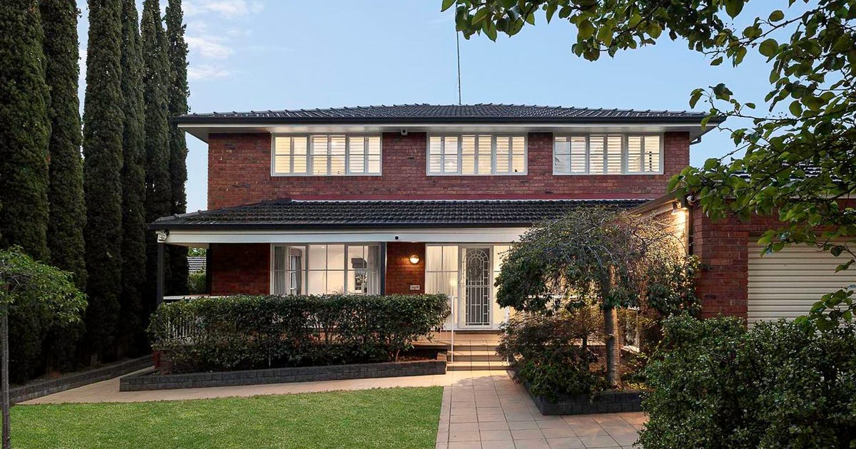 2 Reddan Court, Doncaster VIC 3108 - property.com.au