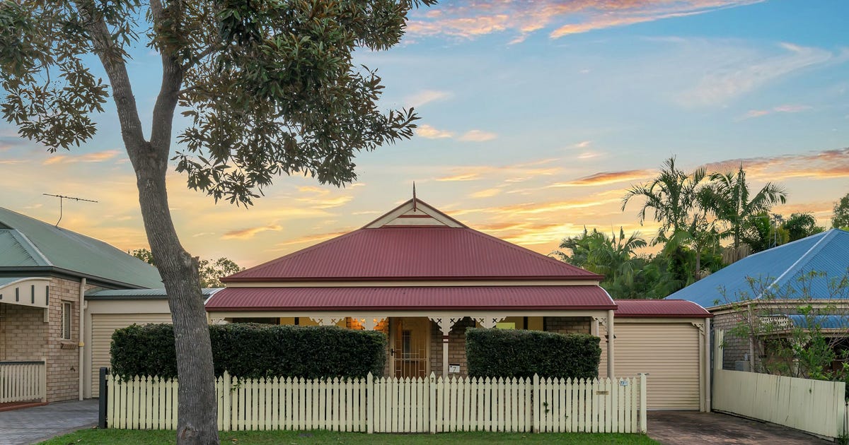 7 Drake Place, Forest Lake QLD 4078 - property.com.au