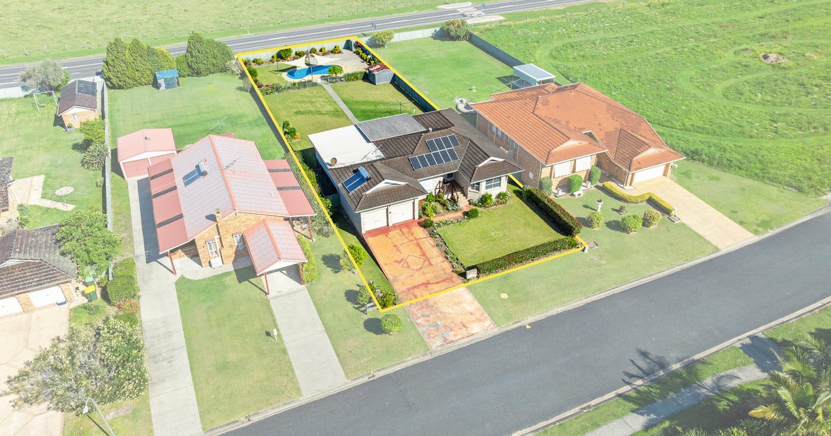 10 Lynhaven Cres, Ulmarra NSW 2462 - property.com.au