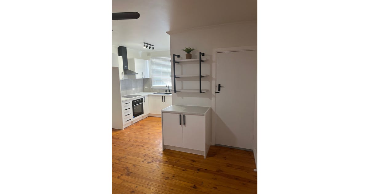 14 Knight Street, Whyalla Stuart SA 5608 - property.com.au