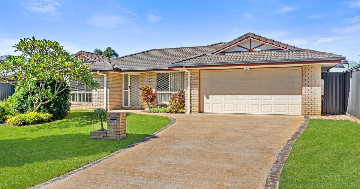 8 Mcnab Close, Wellington Point QLD 4160 - property.com.au