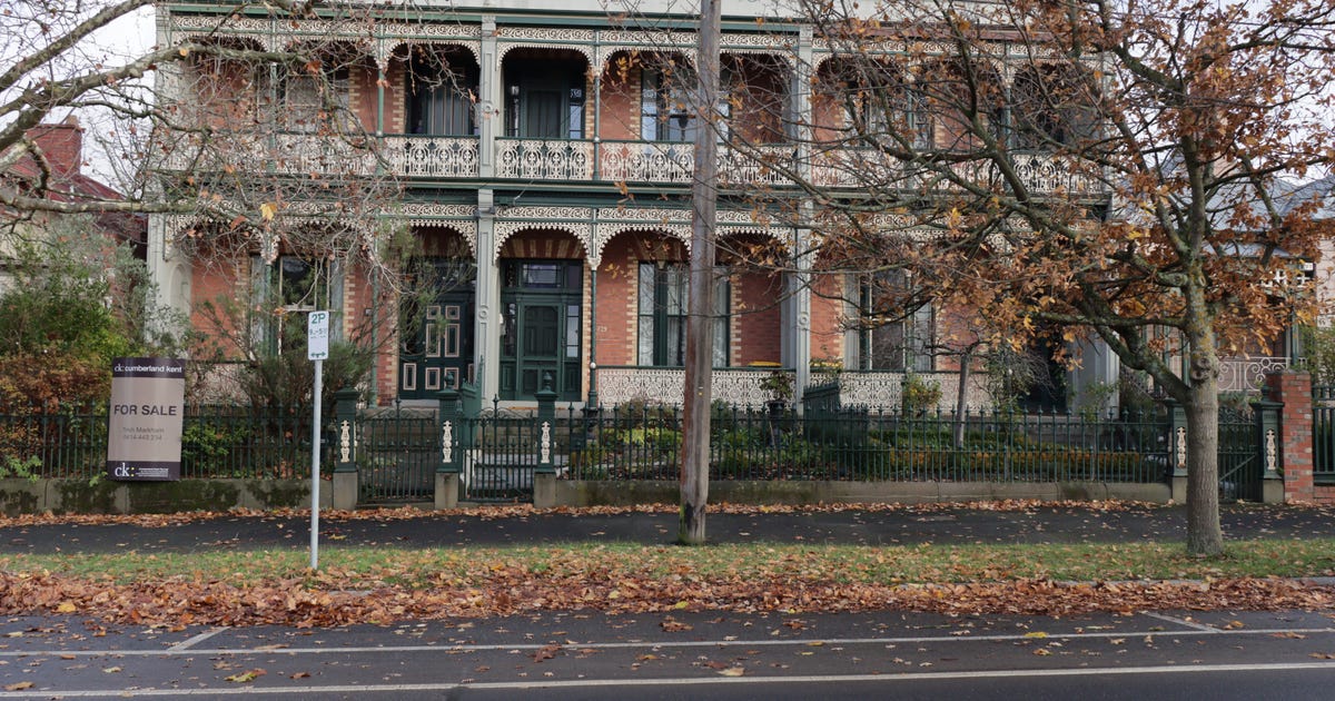 227 Lydiard Street N, Soldiers Hill VIC 3350 - property.com.au