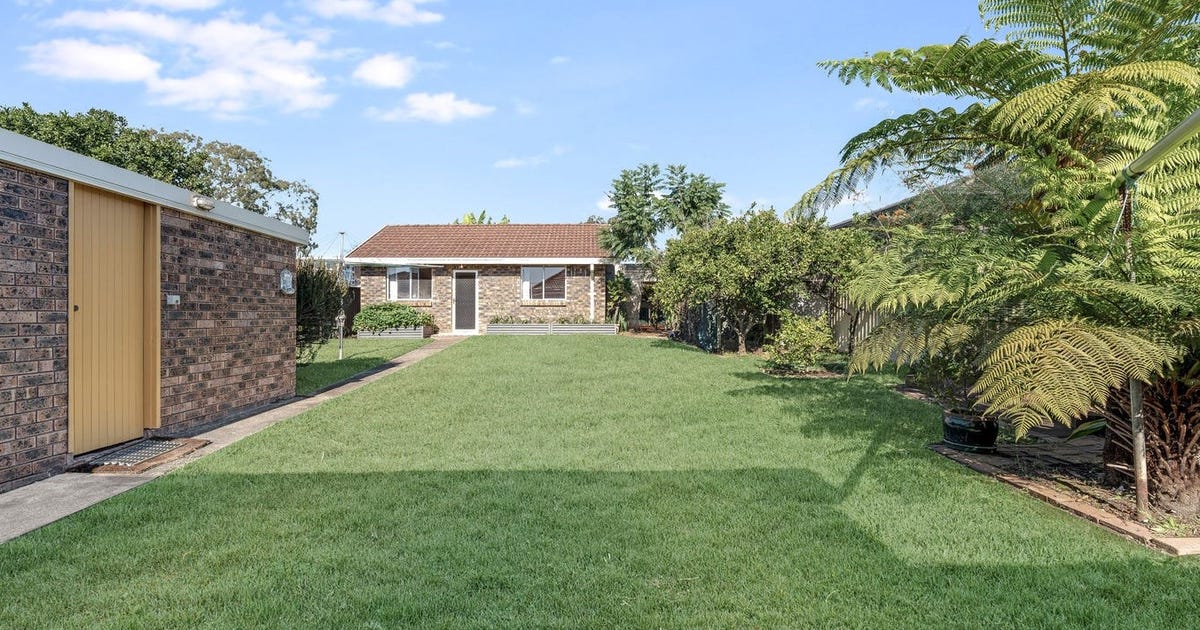 33 Shenstone Road, Riverwood NSW 2210 - property.com.au