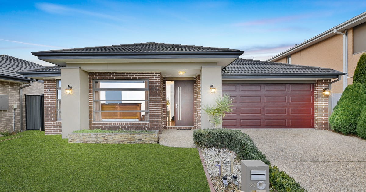 27 Springleaf Avenue, Clyde North VIC 3978 - property.com.au