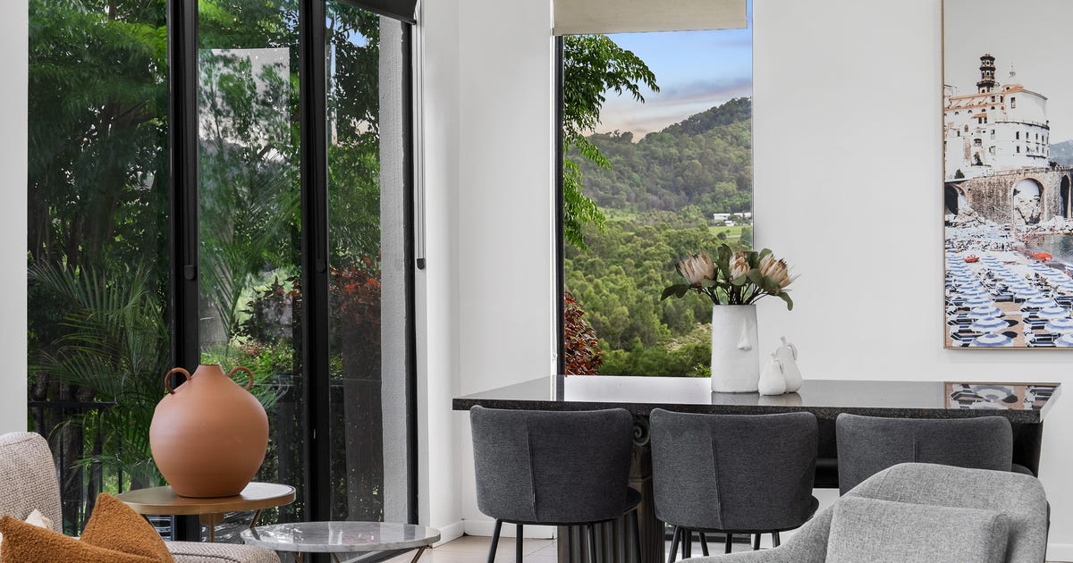 52 Ormeau Ridge Road, Ormeau Hills QLD 4208 - property.com.au
