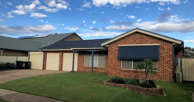 42 Oceanside Drive, Caves Beach NSW 2281 - property.com.au