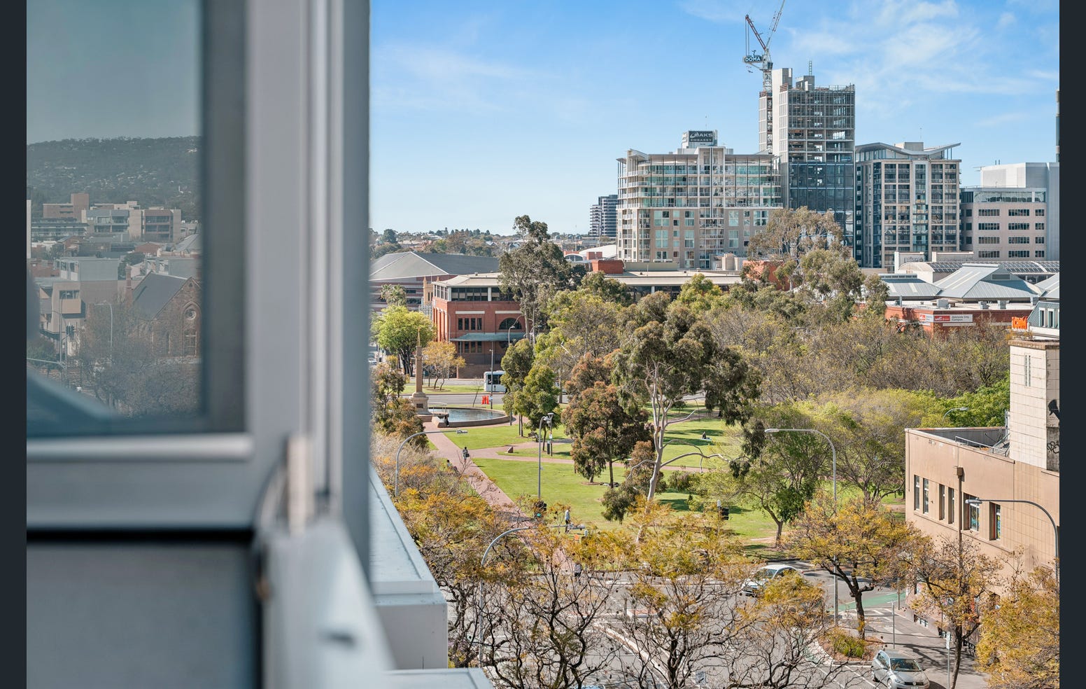 [U/C] 98-100 North Terrace | 79m | 23 Levels | Little National Hotel ...