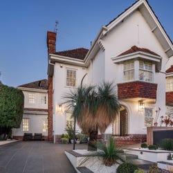 61 Clendon Road, Toorak, VIC 3142 - realestate.com.au