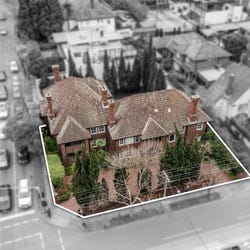 62 Clendon Road, Toorak, VIC 3142 - realestate.com.au