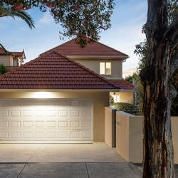 31 Holyrood Street, Hampton, VIC 3188 - realestate.com.au
