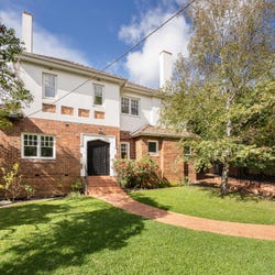 61 Clendon Road, Toorak, VIC 3142 - realestate.com.au