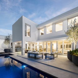 4 Washington Street, Toorak, VIC 3142 - realestate.com.au