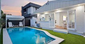 24 Middle Street, Labrador QLD 4215 - property.com.au