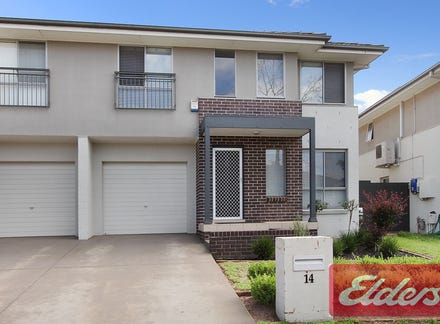 18 Northampton Drive, Glenfield, NSW 2167 - realestate.com.au