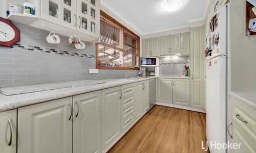 Zoe Crooks - LJ Hooker - MELTON - realestate.com.au