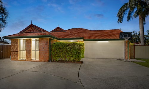 Lesley Draper - Harcourts Solutions Group - realestate.com.au