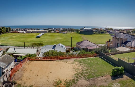 23 Albert Street, Geraldton WA 6530 - property.com.au