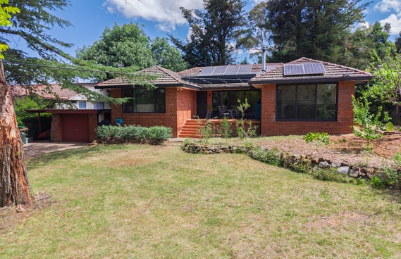 4 Caroline Cres, Armidale NSW 2350 - property.com.au