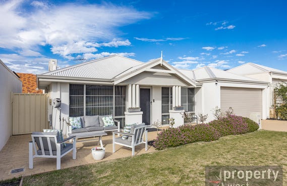 4 Rocklands Loop, Carramar WA 6031 - property.com.au
