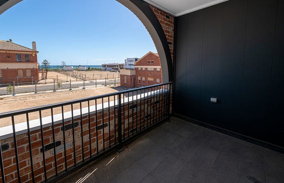 21 Fort Largs Boulevard, Taperoo SA 5017 - property.com.au