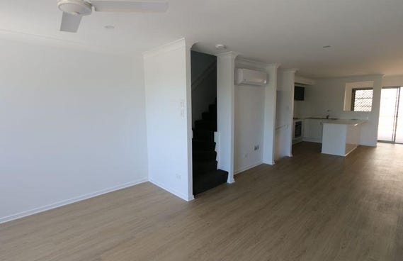 30 Taylor Place, Mackenzie QLD 4156 - property.com.au