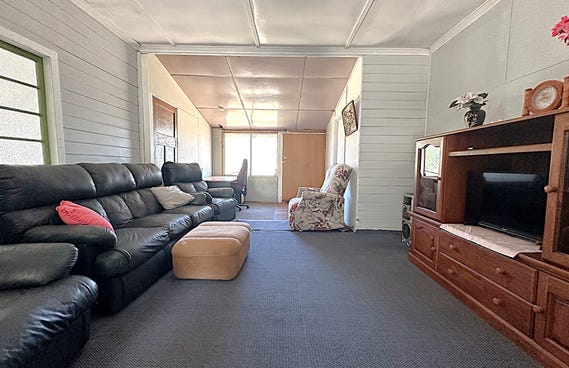 18 Mcwhannell Street, Aramac QLD 4726 - property.com.au