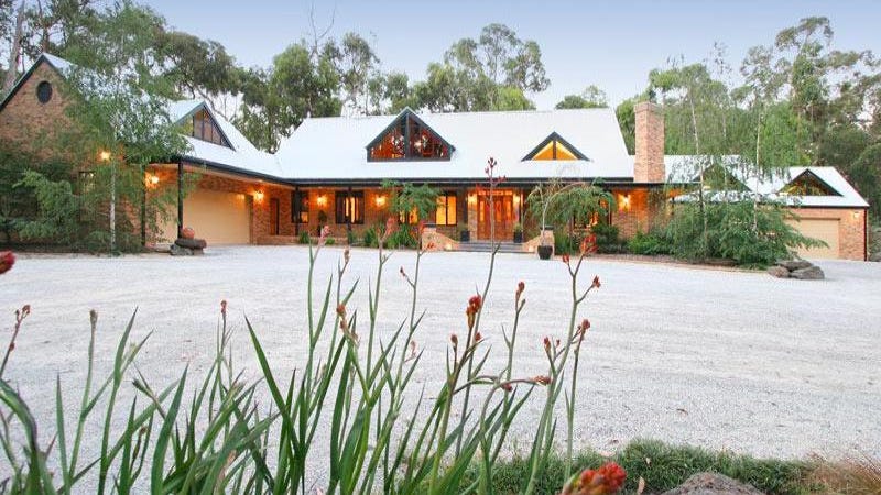 279 Cambridge Road, Mooroolbark, Vic 3138