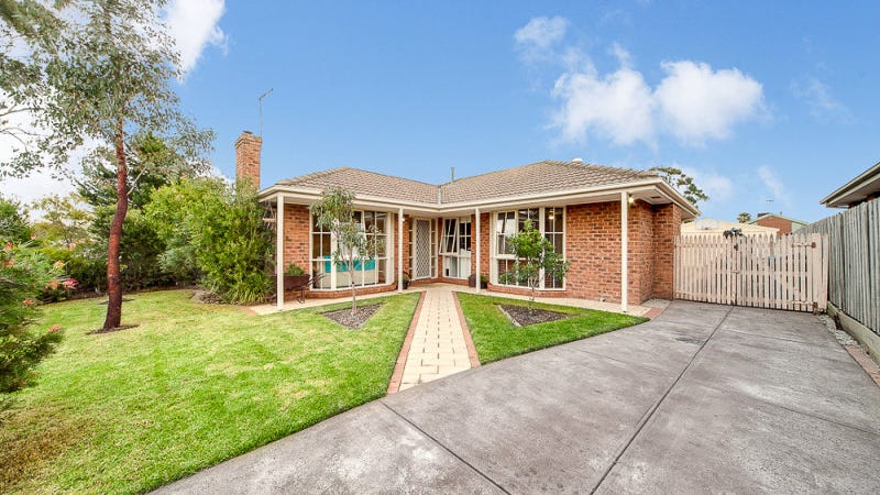 21 Stirling Avenue, Cranbourne North, Vic 3977