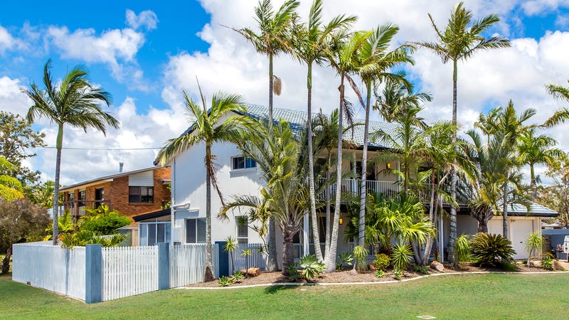 17 Coppabella Cres, Mooloolaba, Qld 4557