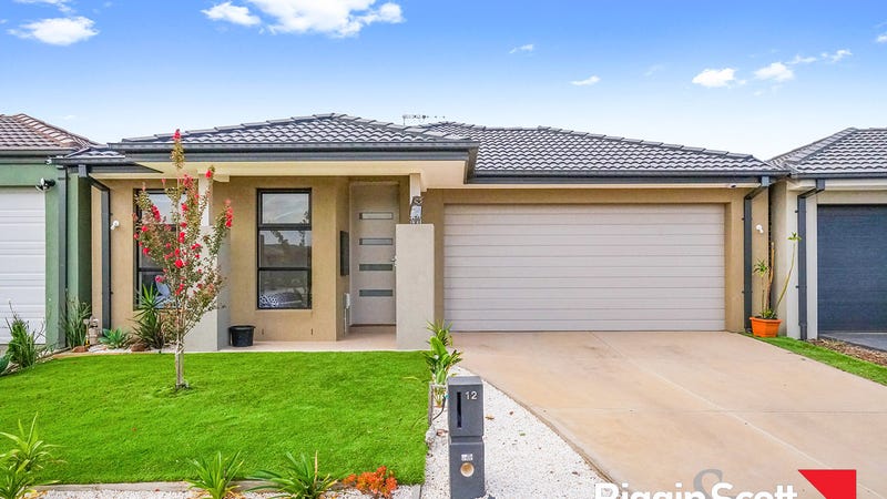 12 Howe Street, Tarneit, Vic 3029 - realestate.com.au