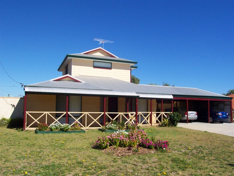 35 Whitfield Drive, Two Rocks, WA 6037 - realestate.com.au