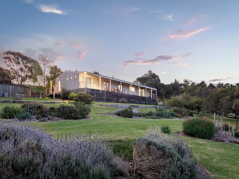 200 Fenton Hill Road, Clarkefield, Vic 3430 - Property Details