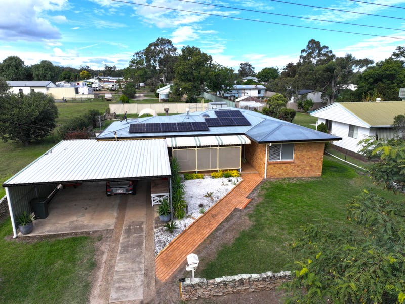 3 Broadway, Texas, Qld 4385 - Property Details