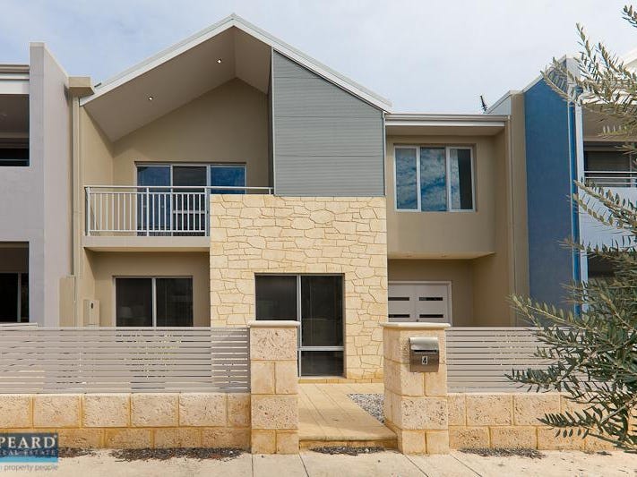 4 Fenian Pass, Hillarys, WA 6025 - Property Details