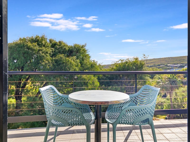 51/1 Resort Place, Gnarabup, WA 6285 - Property Details