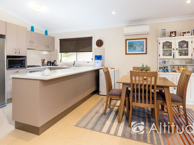 8/3 Parkside Parade, Toronto, NSW 2283 - realestate.com.au