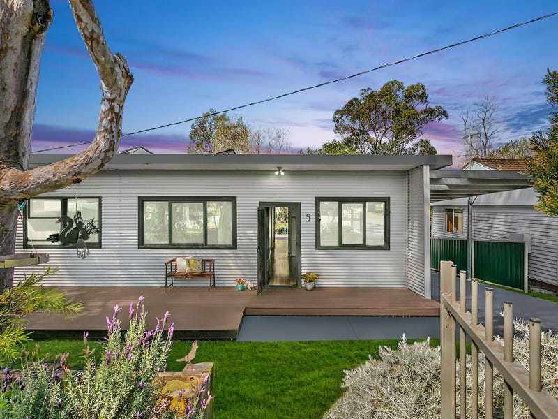 5 Swan Street, Kanwal, NSW 2259 - Property Details