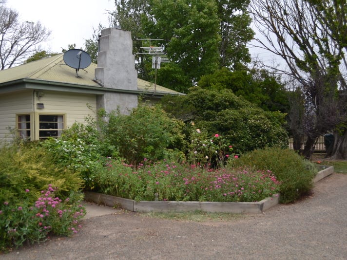 93 Bilton Street, Omeo, Vic 3898 - Property Details