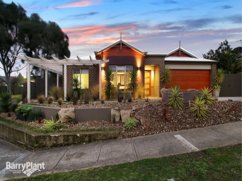 1 Michigan Grange, Pakenham, Vic 3810 - Property Details