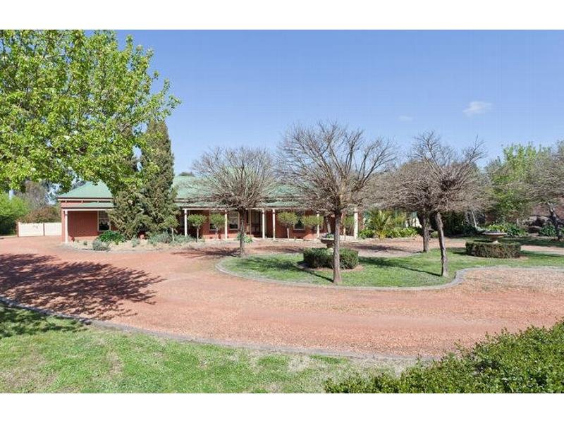 18 Cooper Grove, Strathfieldsaye, VIC 3551 - realestate.com.au