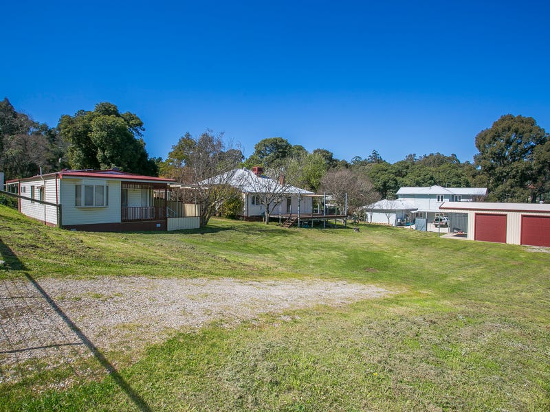 10 Holden Road, Roleystone, WA 6111 - Property Details