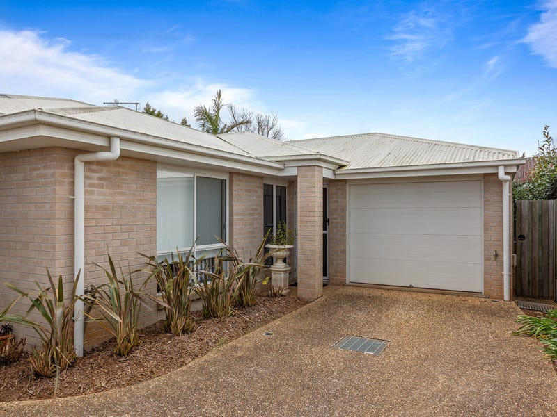 4/4 Alexander Avenue, Highfields, Qld 4352 - Property Details