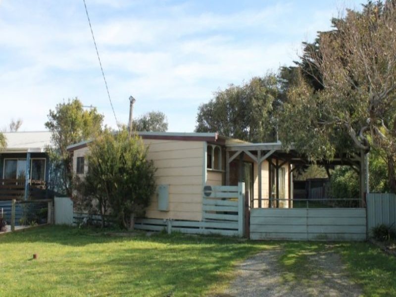 8 Gemma Street, Sunderland Bay, VIC 3922 - realestate.com.au