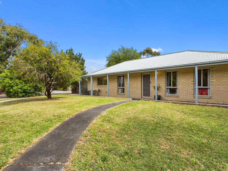 12 Somerville Crescent, Somerville, Vic 3912 - Property Details