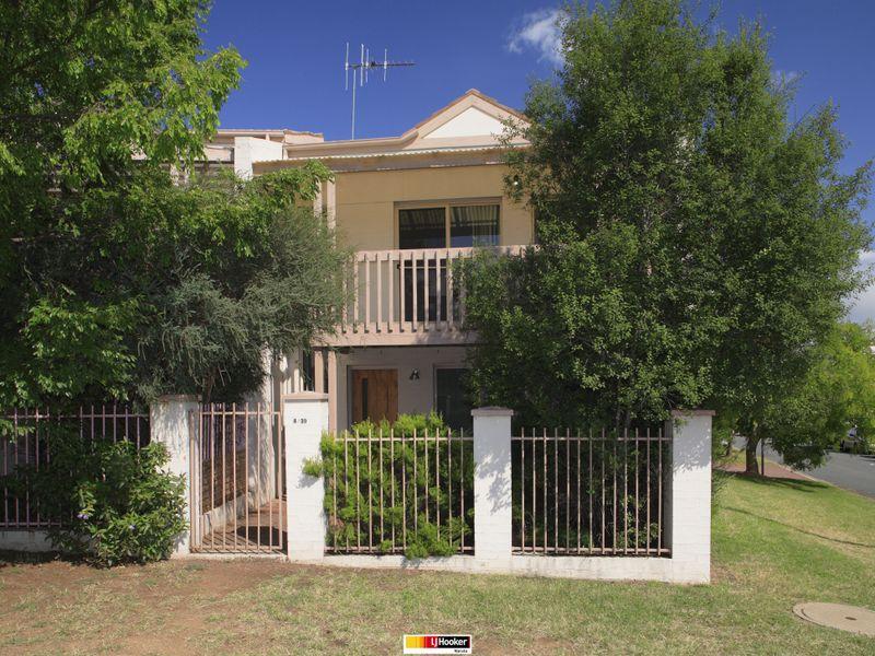 4/39 Tank Street, Phillip, ACT 2606 - Property Details