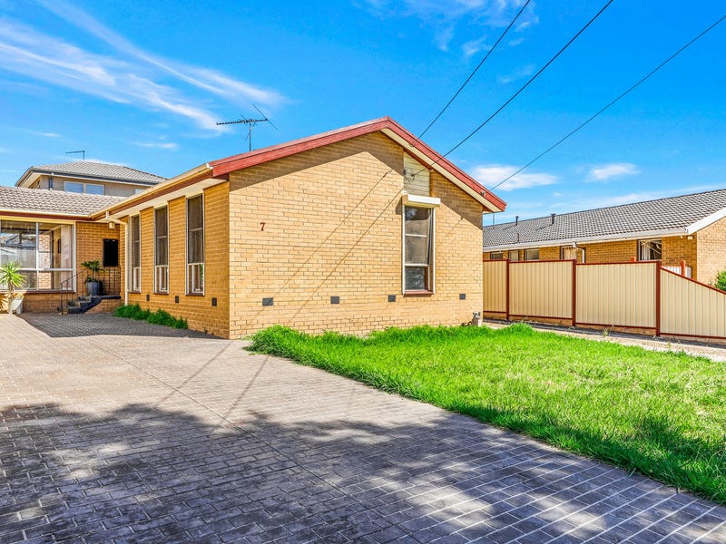 7 Marcus Cres, Coolaroo, VIC 3048 - realestate.com.au
