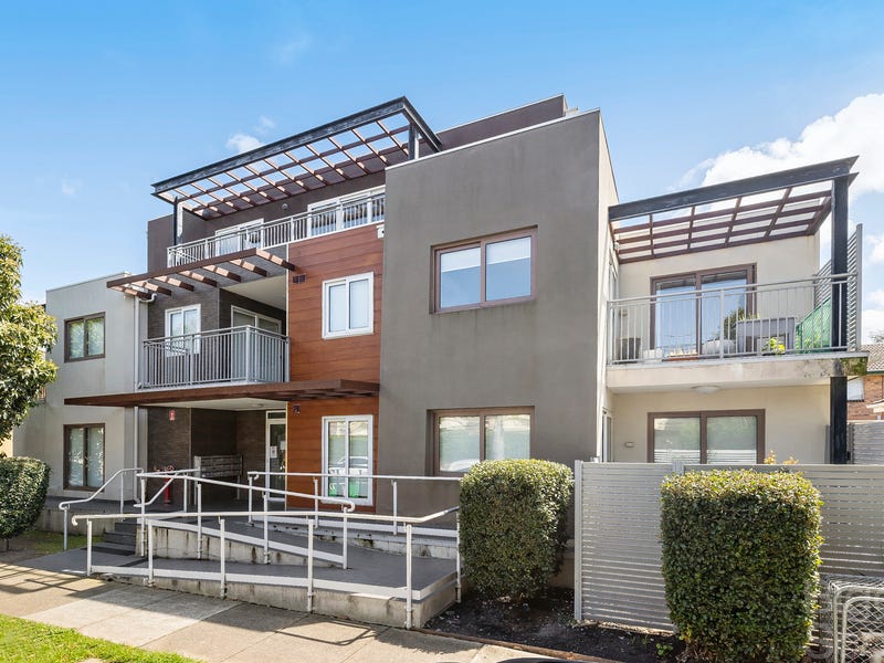 4/2C Walsh Street, Ormond, Vic 3204 - Property Details