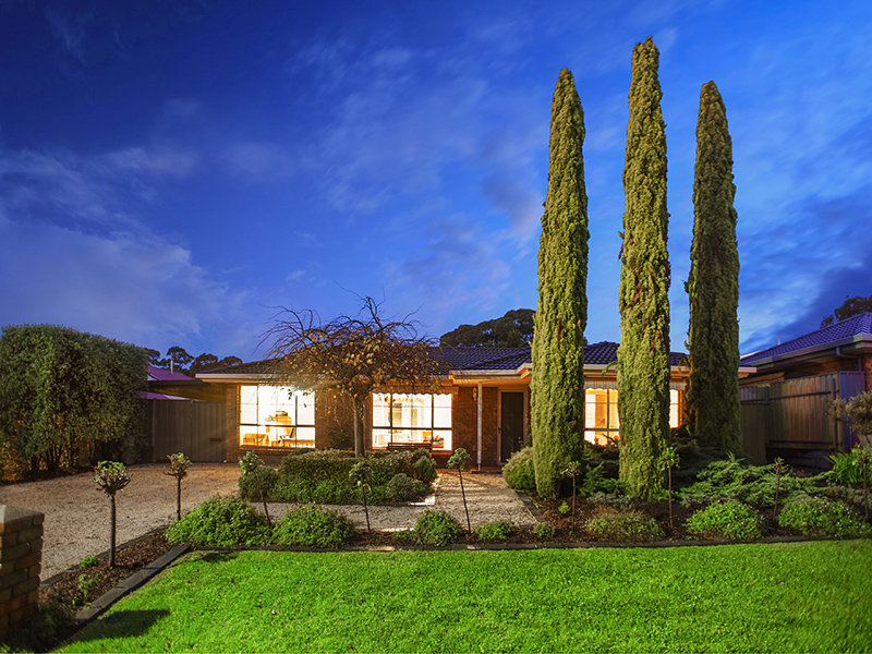 17 Tobin Crescent, Woodcroft, SA 5162 - Property Details