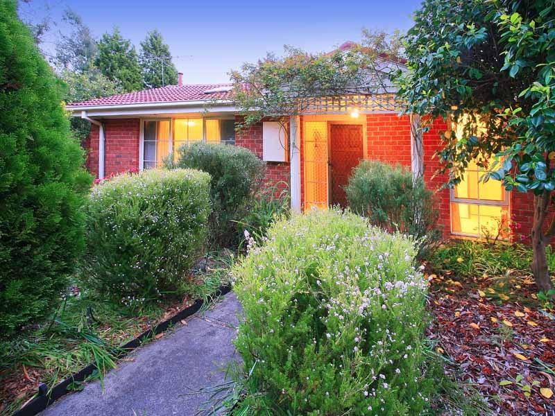 5 Cooba Place, Frankston, Vic 3199 - Property Details
