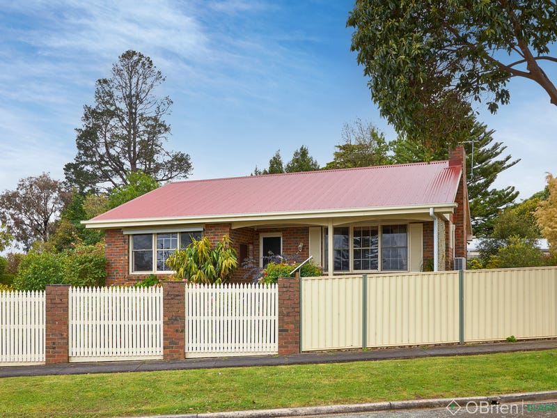 14 Main Neerim Road, Drouin, VIC 3818 - realestate.com.au